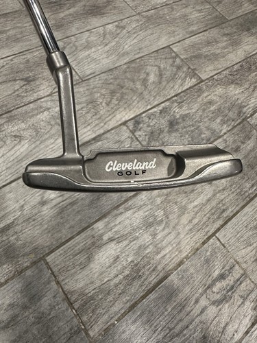 Cleveland Classic 1 Putter 35” RH Blade Style Milled Face Smooth Tour ...