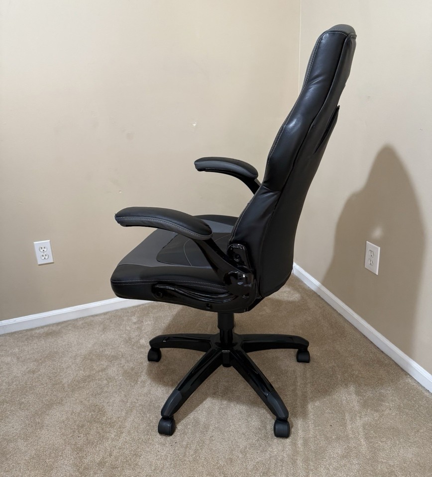 Staples Emerge Vortex Bonded Leather Ergonomic Gaming Chair Black and ...