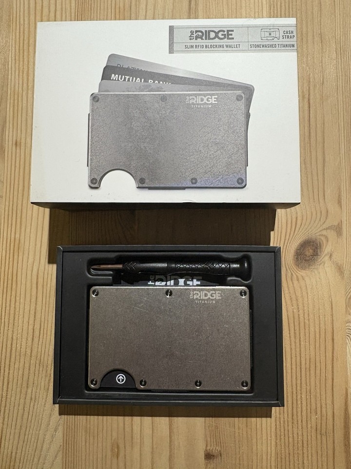 Stonewashed Titanium Ridge Wallet with RFID Blocking With Key case And ...