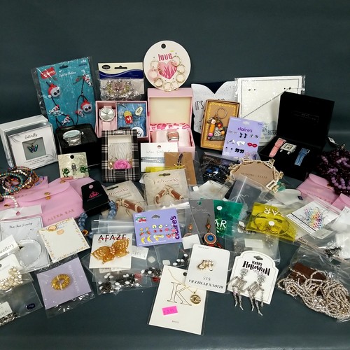 NEW Boxed & Carded Fashion Jewelry & Accessories! | eBay