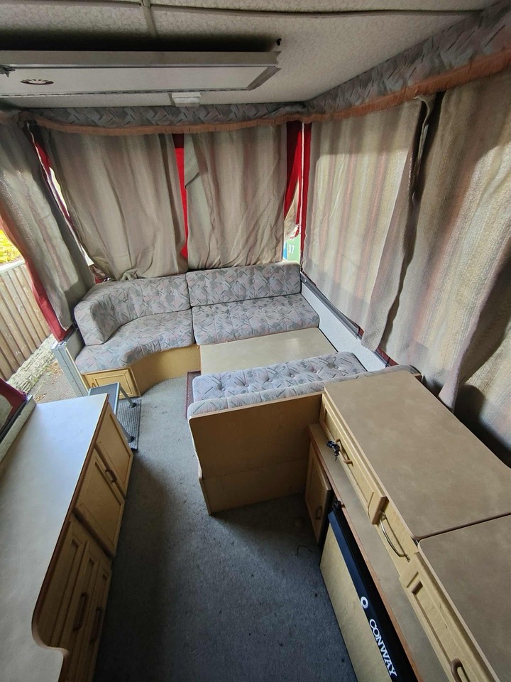 Conway Cardinal Folding Camper – Working Electrics – Awning & Extras ...