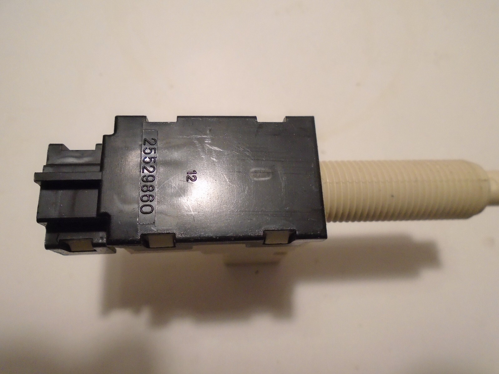 1984-1992 NOS GENERAL MOTORS CHEVROLET STOP BRAKE LIGHT SWITCH 25529860 ...
