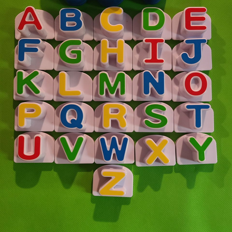 LeapFrog Leap Frog Fridge Magnetic Phonics Alphabet Letters Set ...
