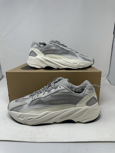 EF2829 - adidas Yeezy Boost 700 V2 Low Static New with damaged box Size ...