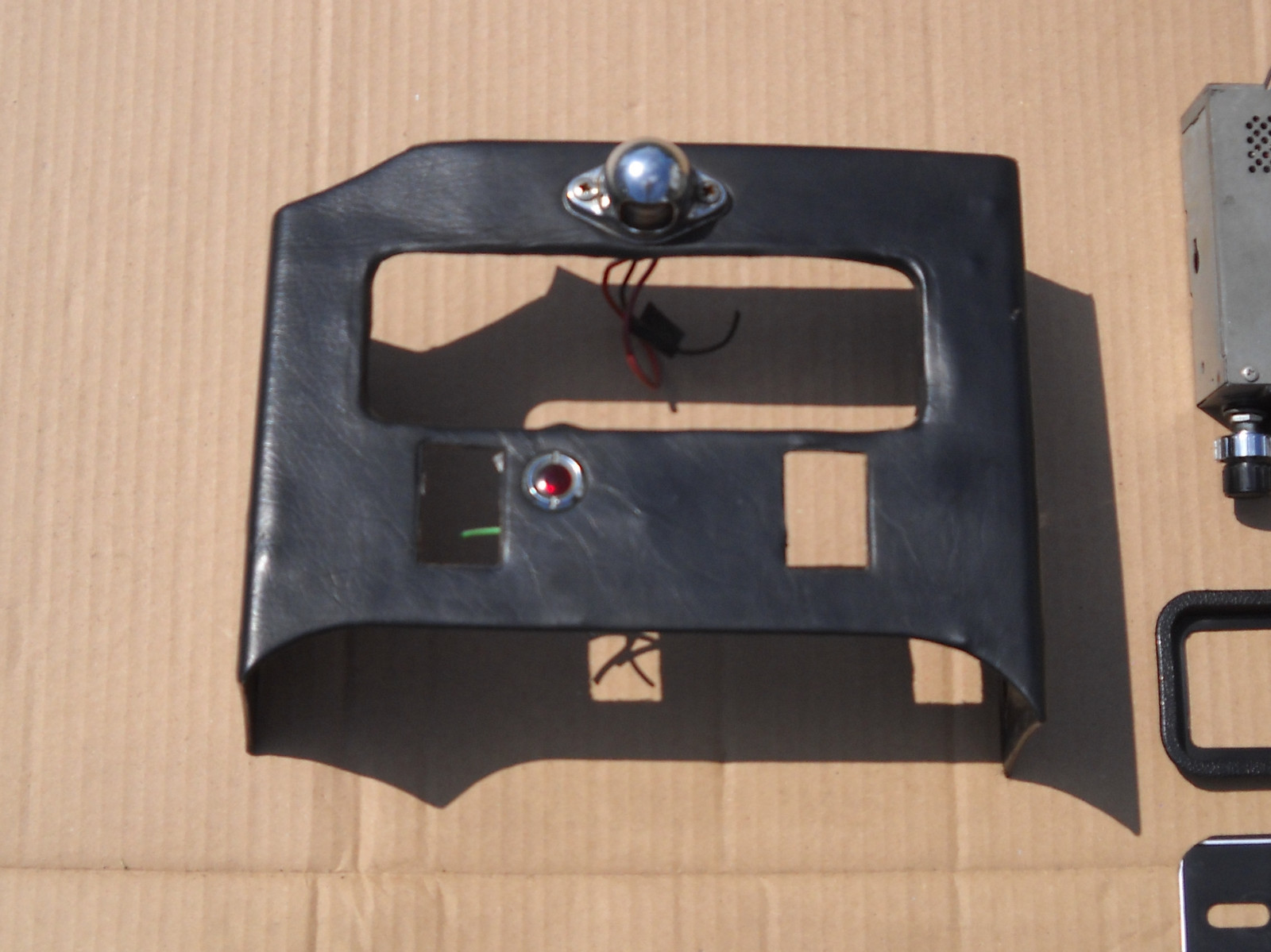 MG MGB MGC Center Console with Map Light Clarion Radio 1968-1971 | eBay