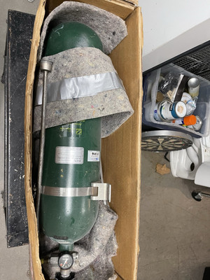 Beechcraft Barron complete Oxygen System Avox tank(80ft.³or 68.5)Scott ...