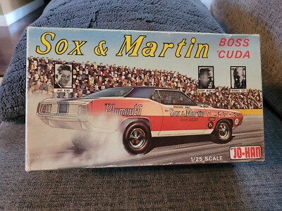 Vintage Johan GC-1800 Plymouth Cuda Sox & Martin Boss Cuda Model Kit ...