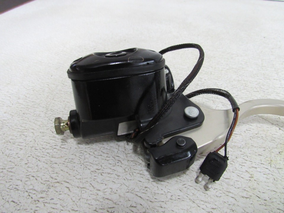 17 POLARIS RMK PRO 800 AXYS BRAKE MASTER CYLINDER LEVER RESERVOIR OEM ...