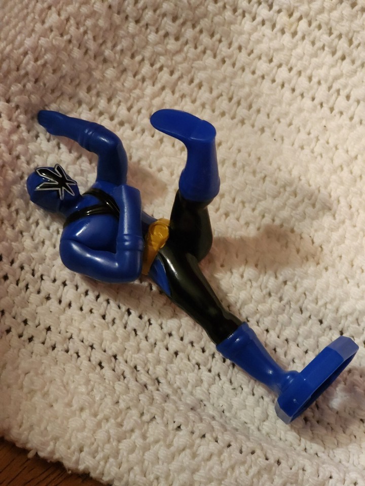 2011 Kevin Blue Ranger McDonald's Action Figuribe Power Rangers Samurai ...