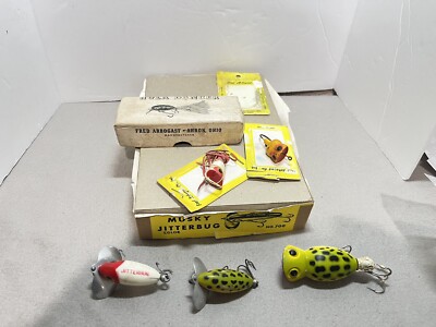 Arbogast Lure And Box Lot Musky Jitterbug Box Fly Lures Card Hula ...