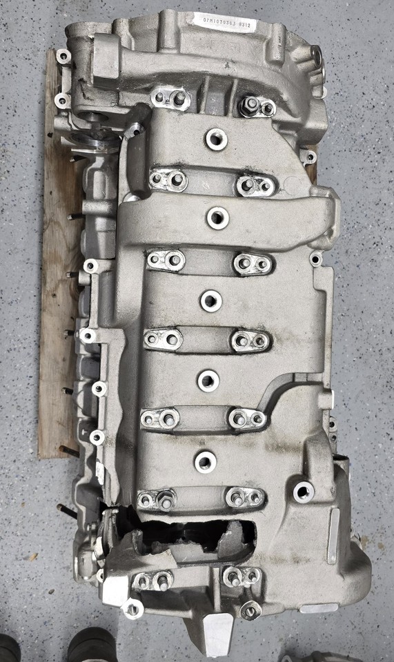 Lamborghini Aventador Engine Blocks (DAMAGED PARTS ONLY) ART V12 Exotic ...