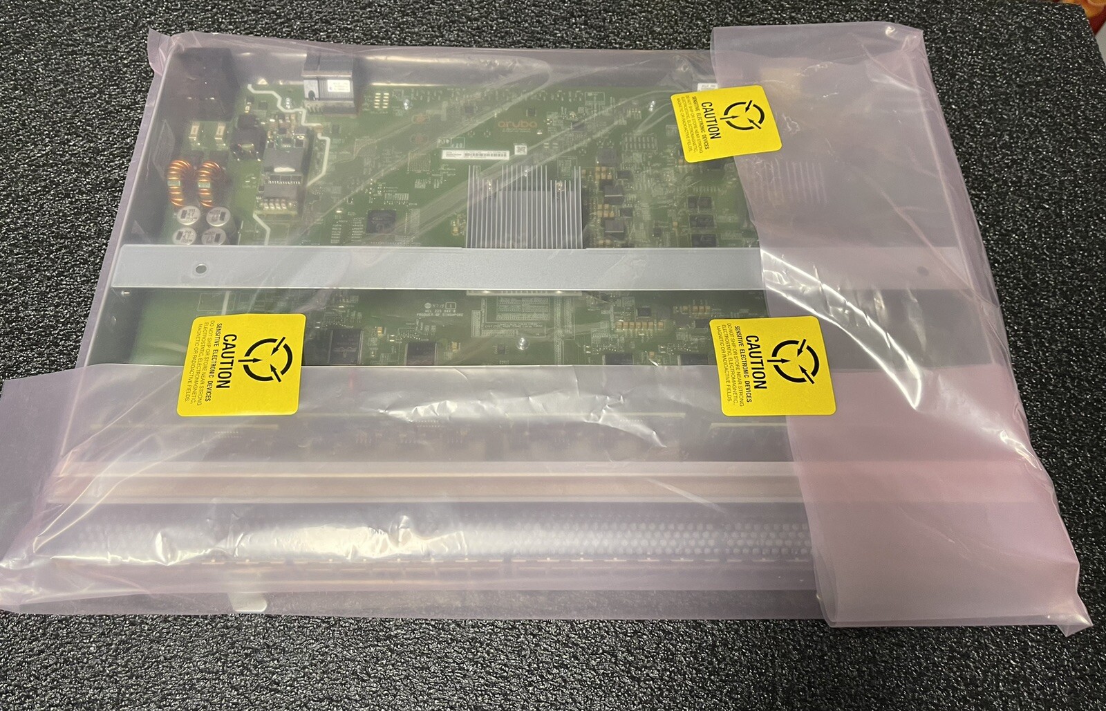 R0X39B HPE Aruba 6400 48-port Class 4 PoE and 4 SFP Module NEW PULLED ...