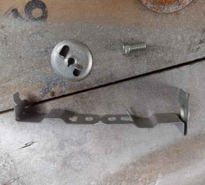 CADDY NVENT INDEPENDENT SUPPORT CLIP 15/16" T-GRID NEW IN BOX OF 92 ...