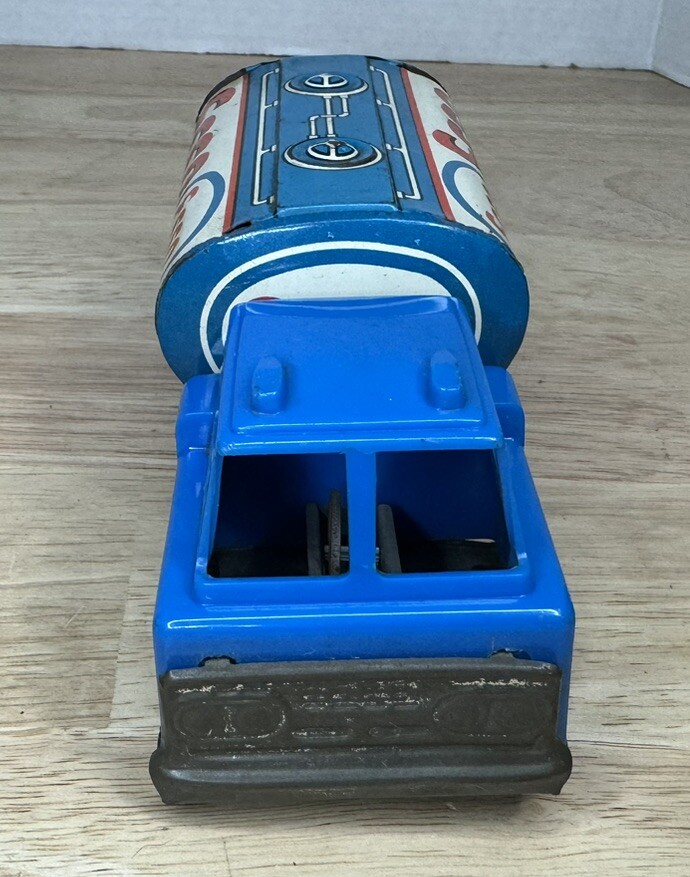 Vintage Toy Esso Standard Oil Truck Tanker Friction Drive Tin Litho ...