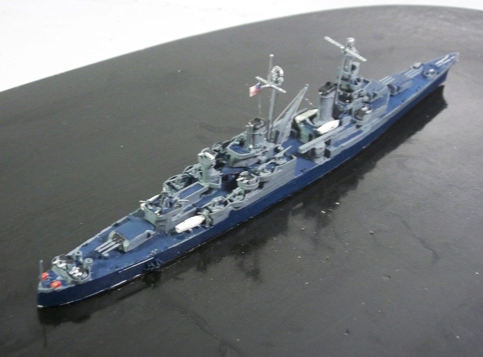 BUILT 1/700 USN PORTLAND CLASS HEAVY CRUISER CA-35 U.S.S. INDIANAPOLIS ...