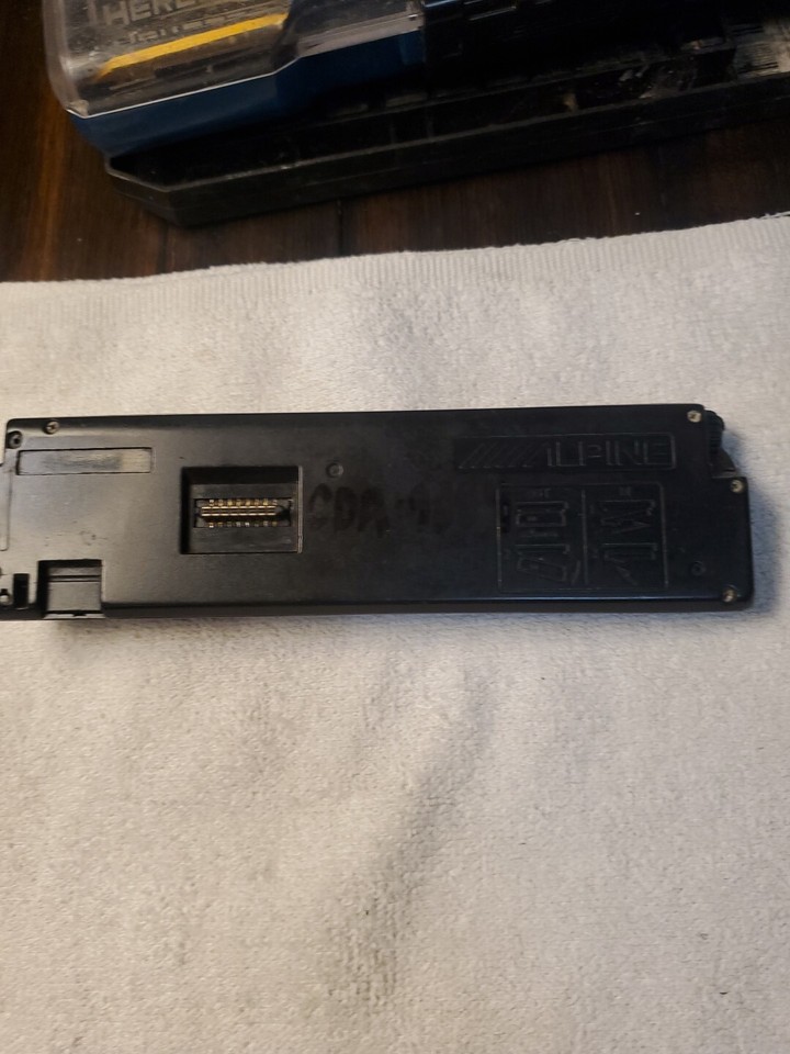 ALPINE CDA-9884 CAR STEREO FACEPLATE ONLY | eBay