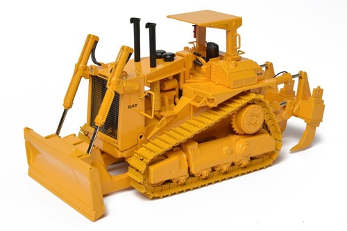 Caterpillar D10 Dozer w/ ROPS, Pusher Blade & Ripper - 1/48 - CCM ...