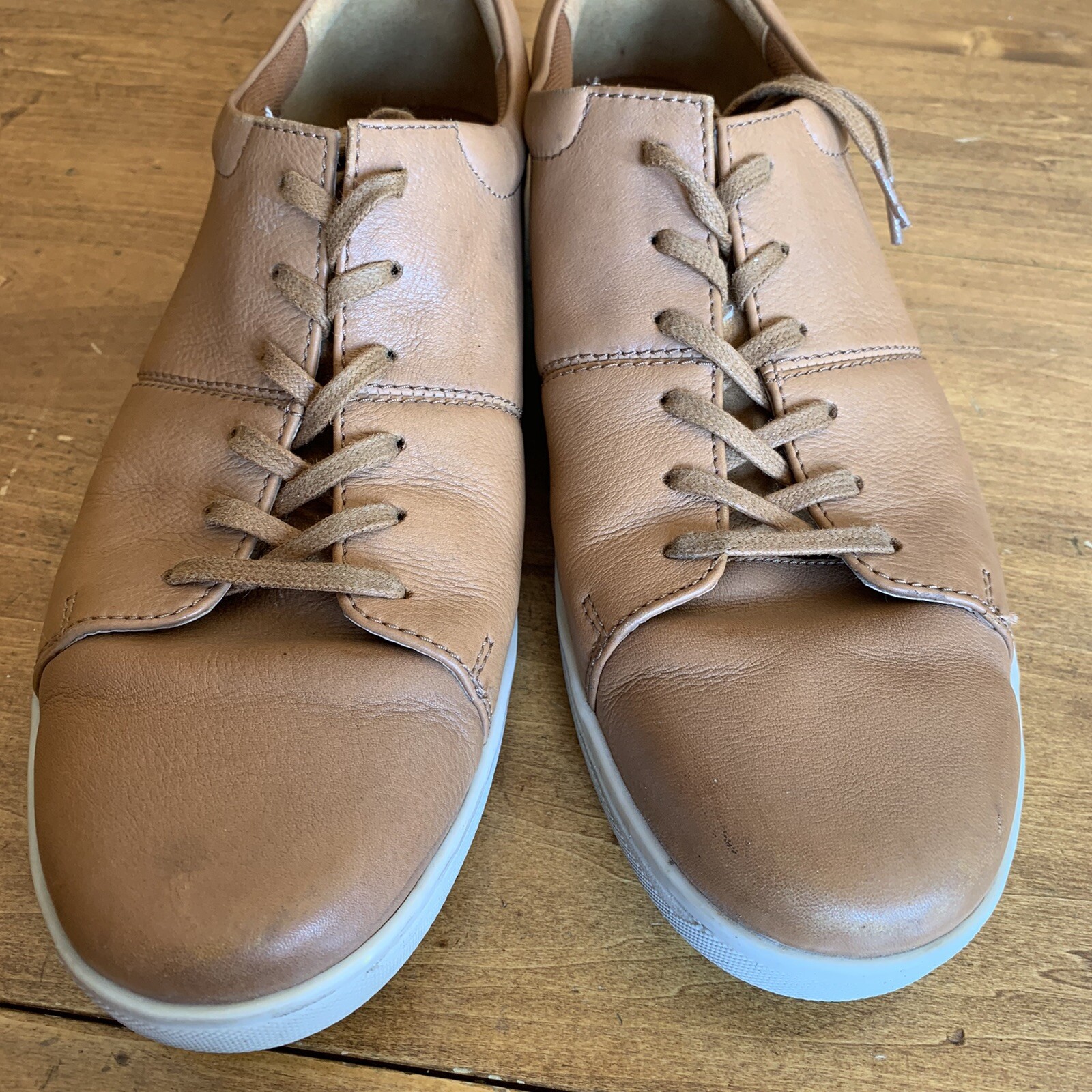 Mens Clarks Tan Sneakers White Soles Size 13 M - Gem