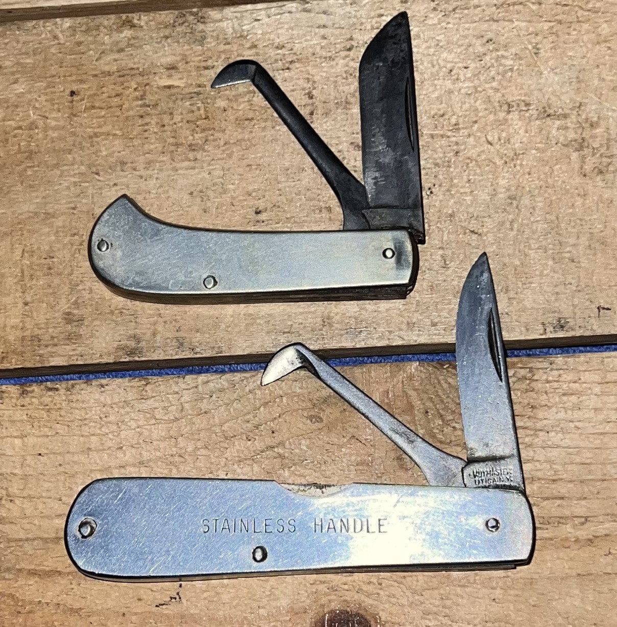 Vintage Lot of 2 Rooster-Nutter Castration Pocket Knives, Kutmaster ...