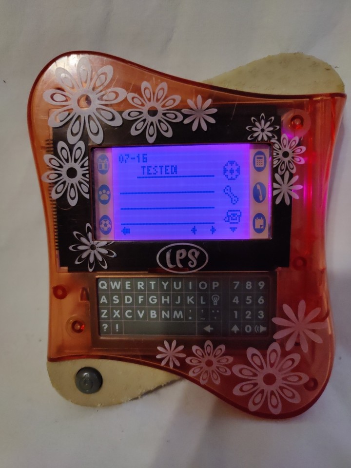 Littlest Pet Shop LPS 2008 Orange Digital Handheld Pet Planner Game No ...