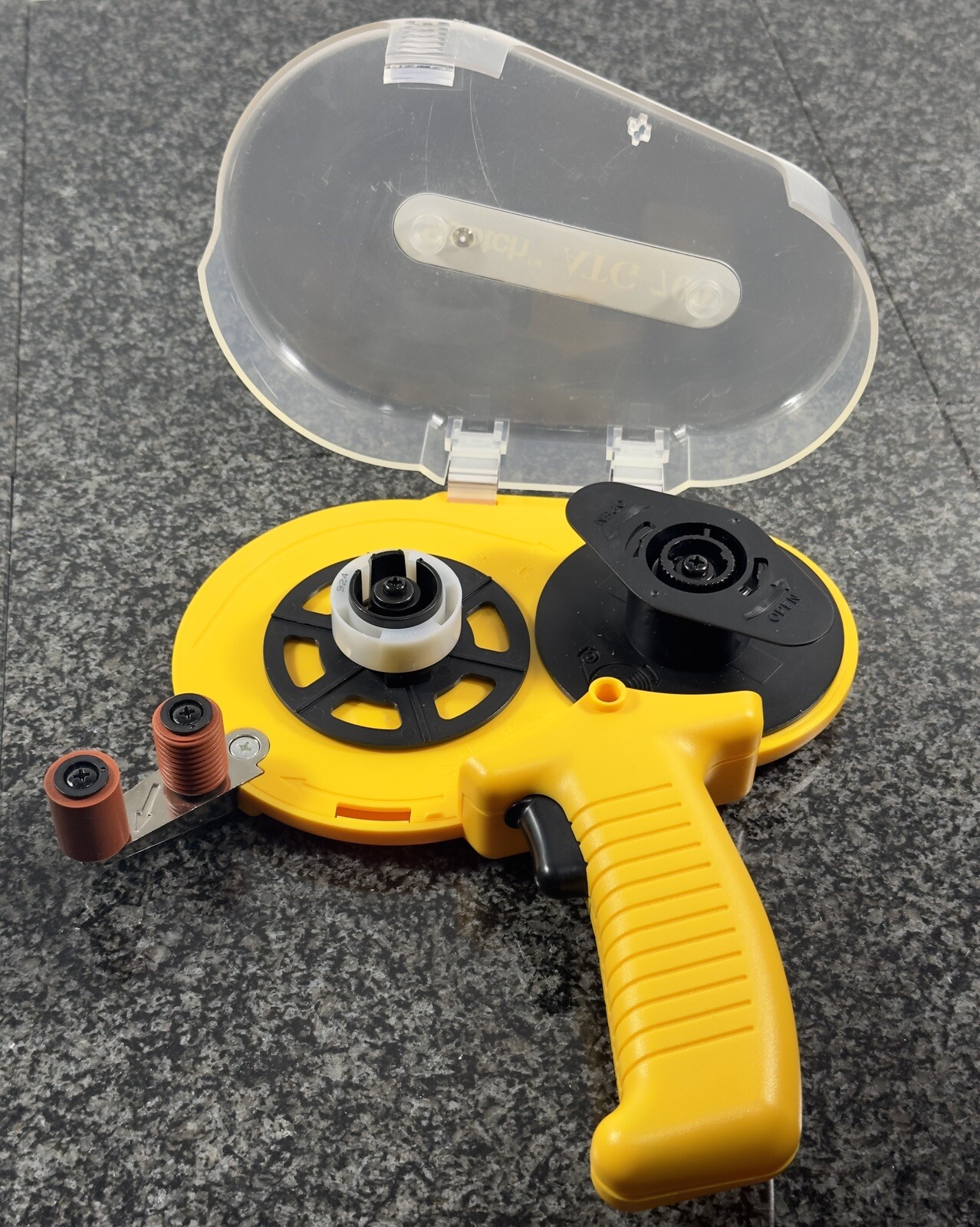 Scotch Adhesive Transfer Tape ATG 700 Dispenser | eBay