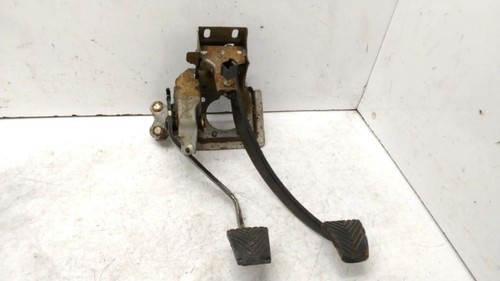 Mitsubishi COLT CA0 1.3i 55kW Benzin 1994 LHD Kupplung Bremse Pedal ...