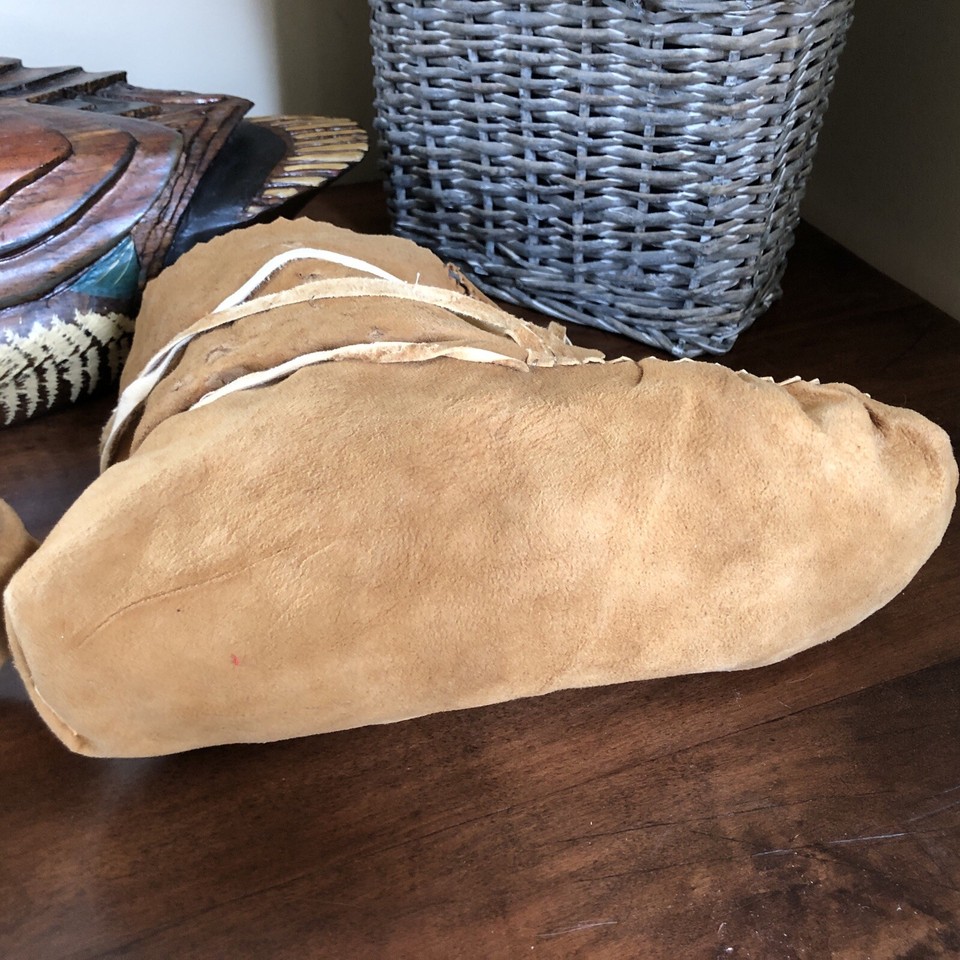 Vintage Pair Of First Nations Beaded Moccasins /Mukluks 7” Tall X 10.5 ...