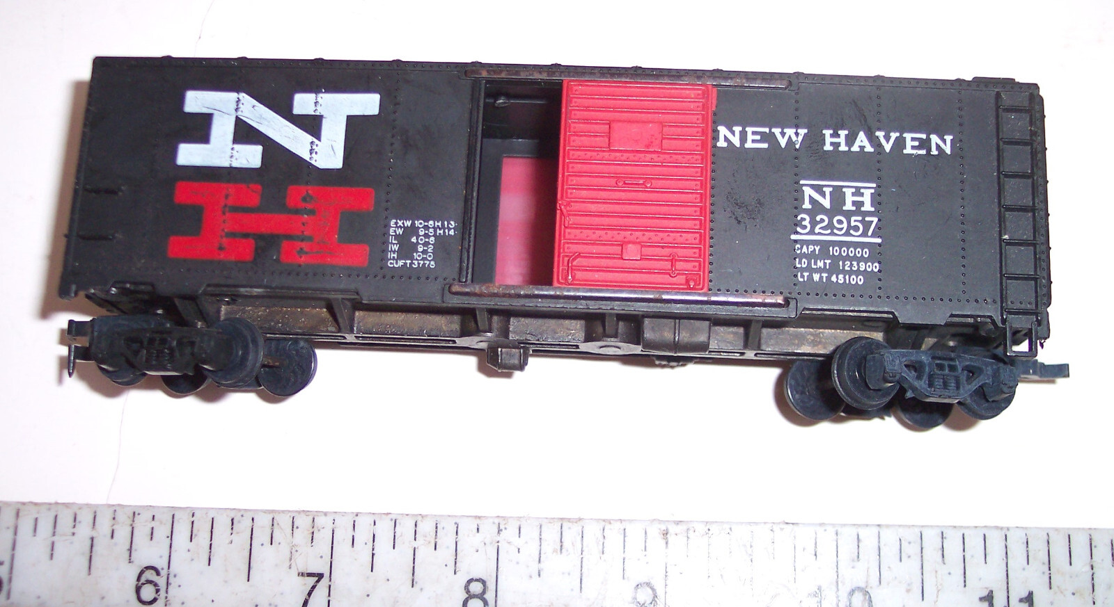 1960 TYCO/MANTUA HO NEW HAVEN BOX CAR OPEN DOORS, METAL CHASSIS OLD ...