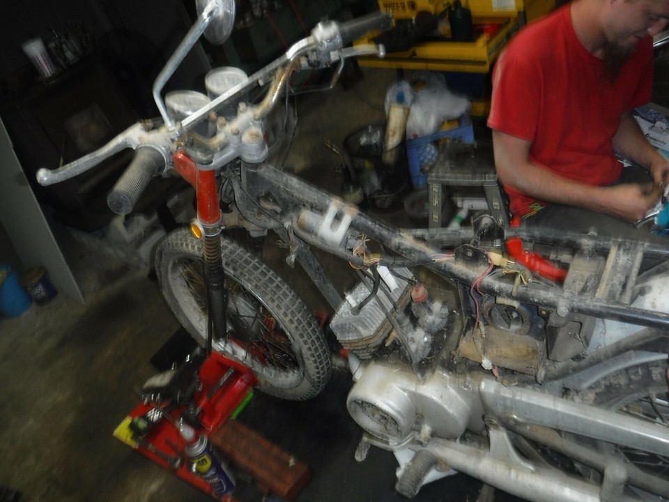 Yamaha 1971 HS1B 90 cc twin 2 cycle 90 cc twin rear shocks rear shock ...