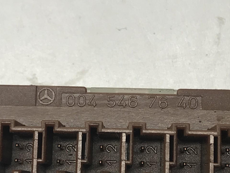 MERCEDES-BENZ C W204 2012 Relays A0045467640 | eBay UK