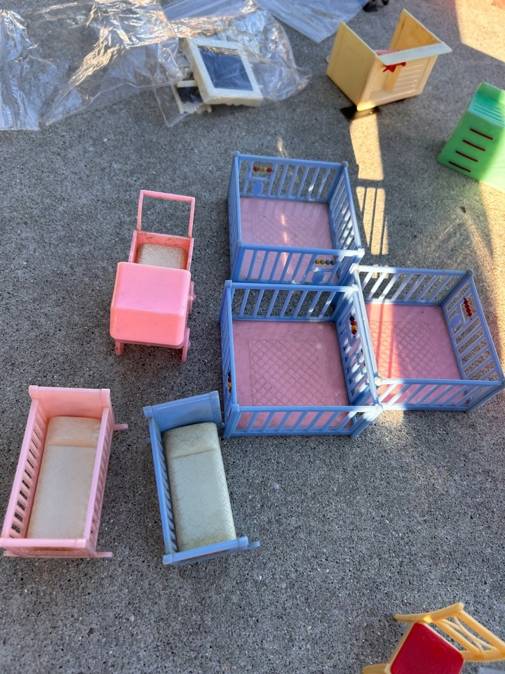 Renwal Vintage Dollhouse Furniture 1:16 Scale Mixed Lot 39Pcs Plastic ...