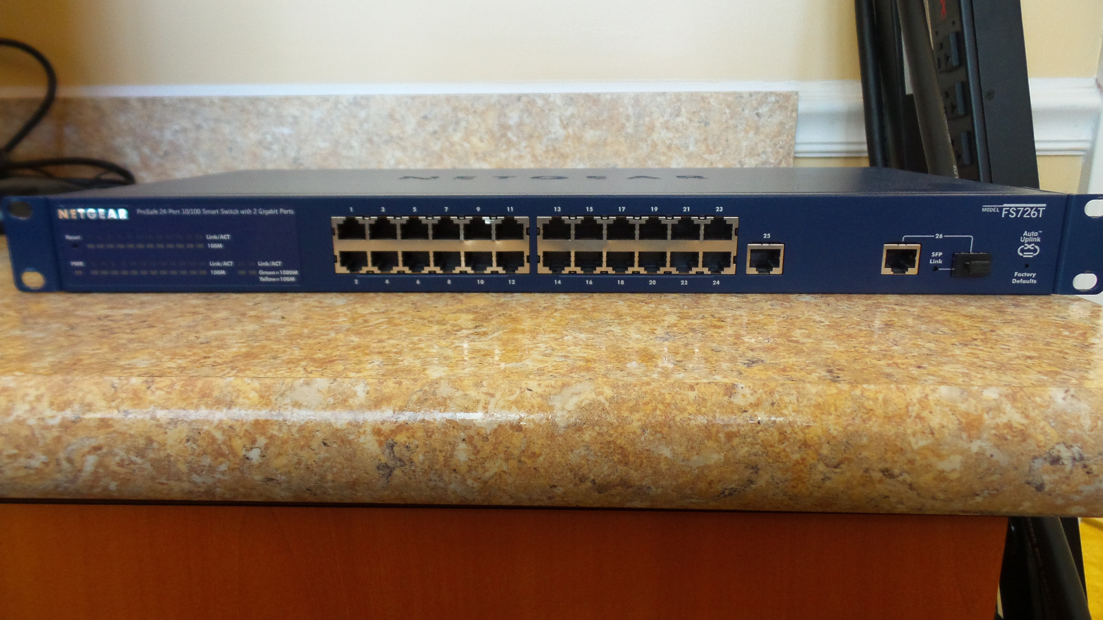 NetGear ProSafe (FS726T-UK) 24-Ports External Switch Managed | eBay