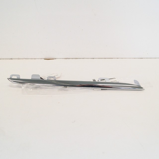 MERCEDES BENZ C Class W205 Chrome Bar Molding Right A2058880673 Genuine ...
