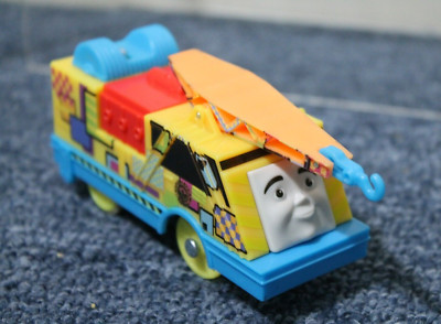 2017 Mattel Thomas & Friends Trackmaster Hyper Glow Kevin Motorized ...