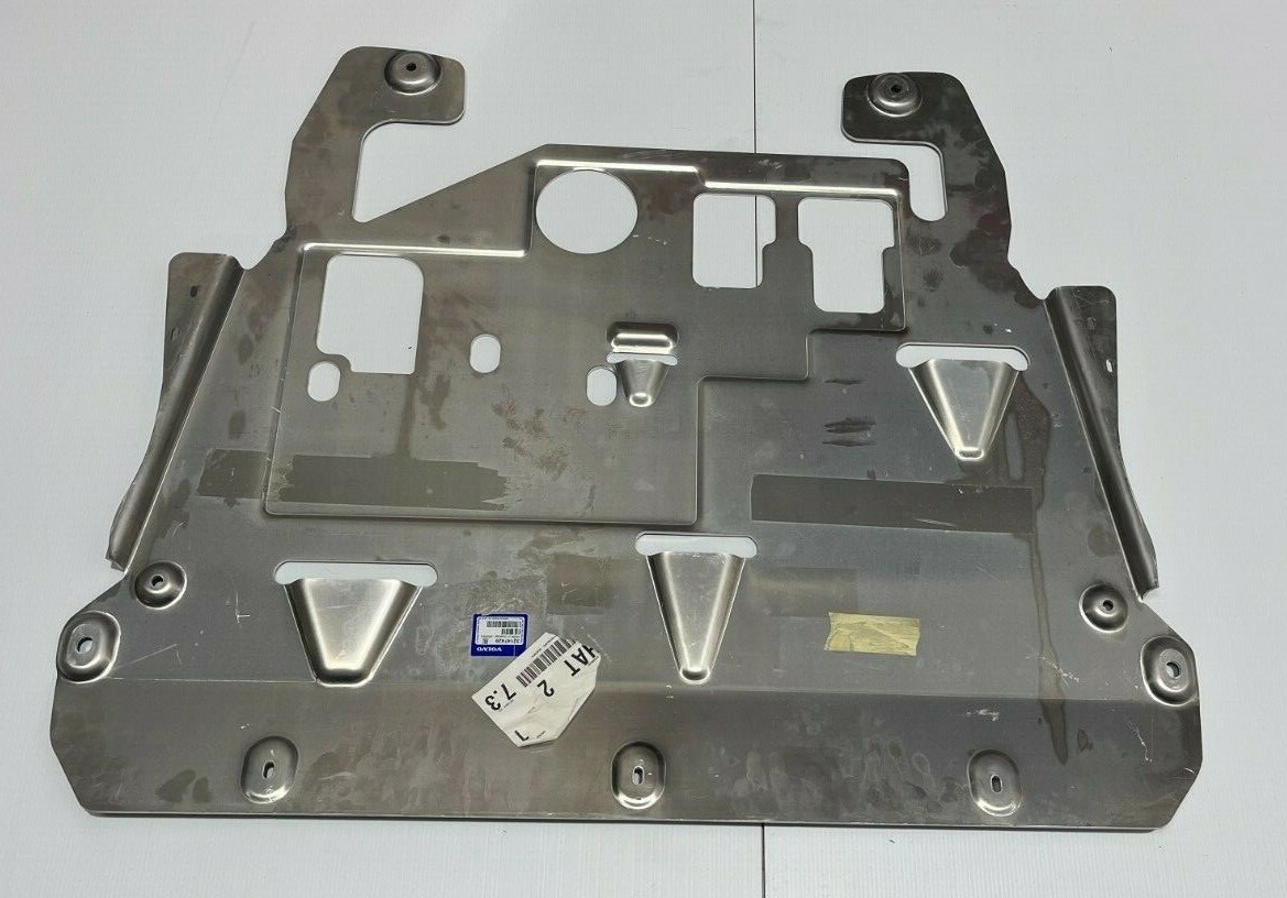 VOLVO XC40 Engine Protecting Plate 32147429 GENUINE for sale online ...
