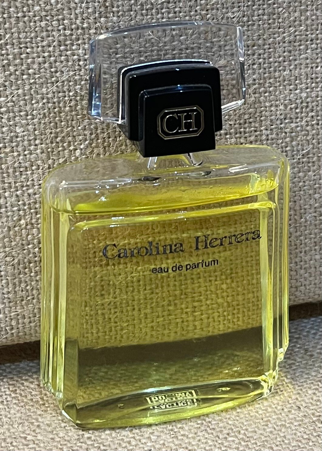 Carolina Herrera Eau de Parfum Factice Dummy Perfume Bottle STORE ...