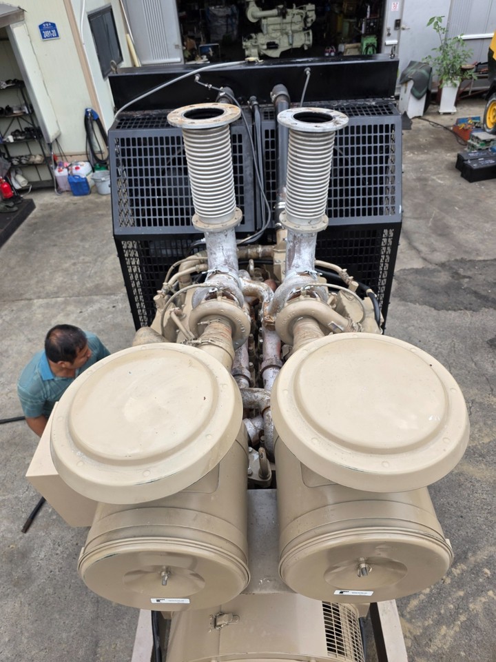 600 KW Cummins VTA-28G5 diesel generator.(Ocean container shipping) | eBay