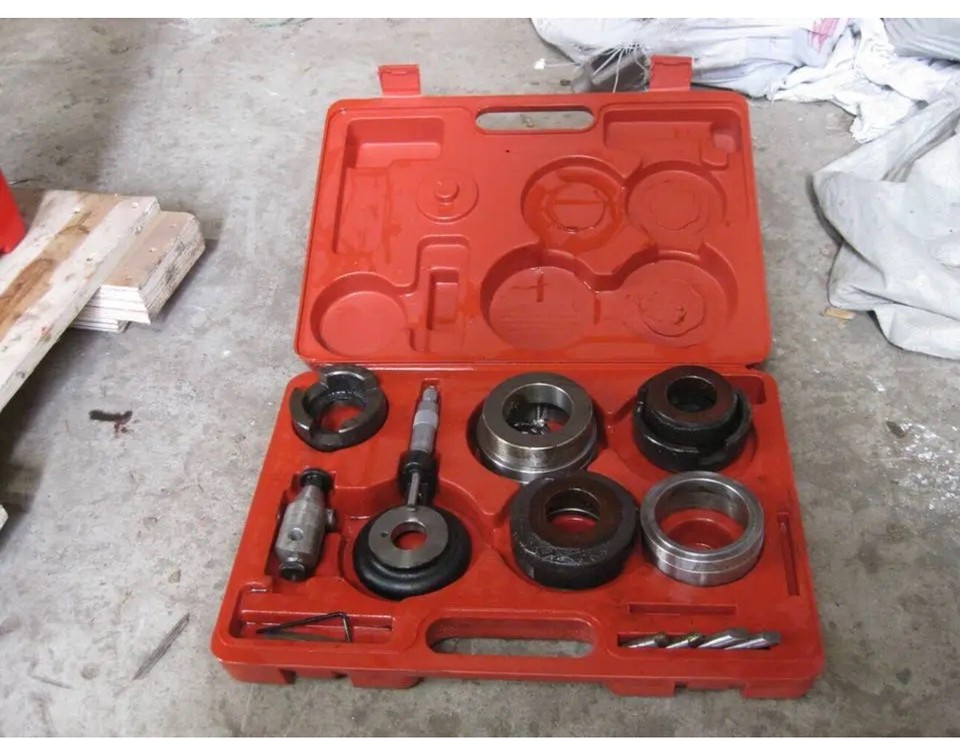 Cylinder Boring Machine for Reboring Engine Cylinders and Repair T8016A ...