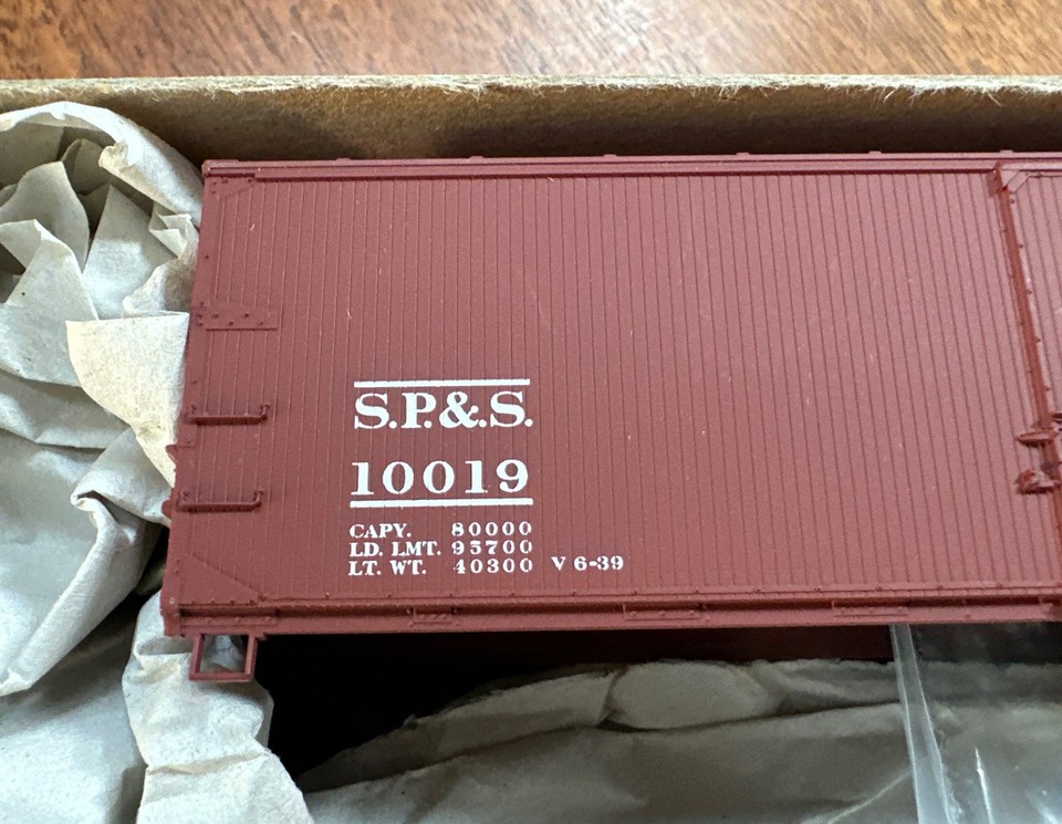 Accurail Whistle Stop HO Kit #4.3 40’ USRA Dbl Sheath Box Car SP&S ...