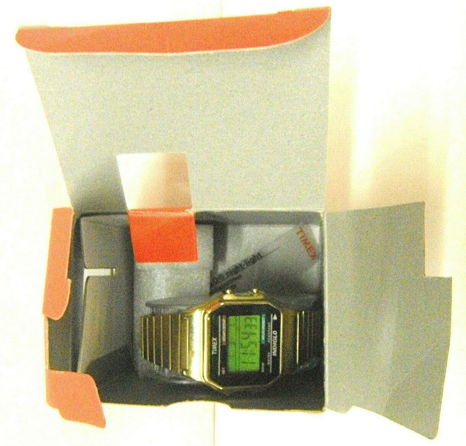 2009 Timex Watch For Men Indiglo Night Light Chrono Alarm Timer Gold WR ...