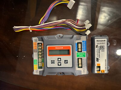 Honeywell W7220 Controller, C7250A1001 Sensor Pre-owned | eBay