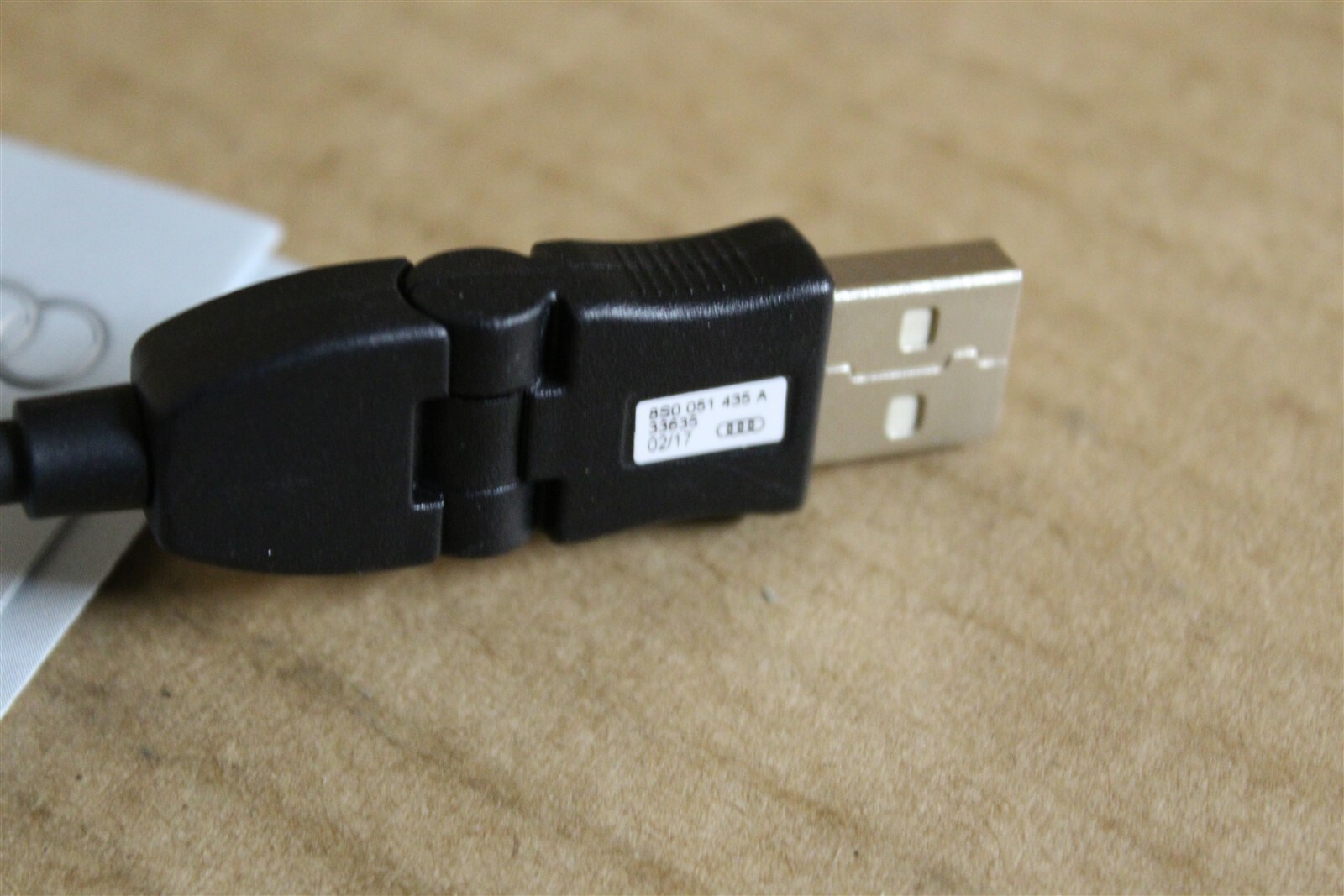 GENUINE AUDI STRAIGHT MICRO USB MOBILE PHONE BOX CRADLE CHARGE CABLE ...