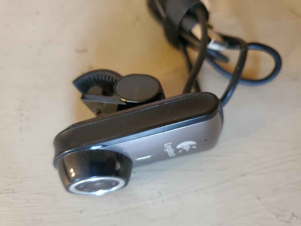Logitech PC Laptop USB Webcam QuickCam V-UBU48 2MP Carl Zeiss 2.0/3.7 ...