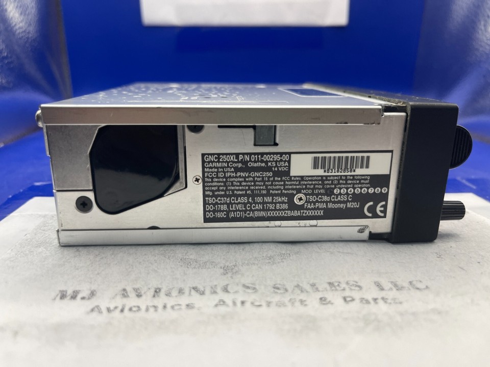 GARMIN GNC 250XL GPS/COMM 14 VDC P/N 011-00295-00 WITH FRESH FAA FORM ...