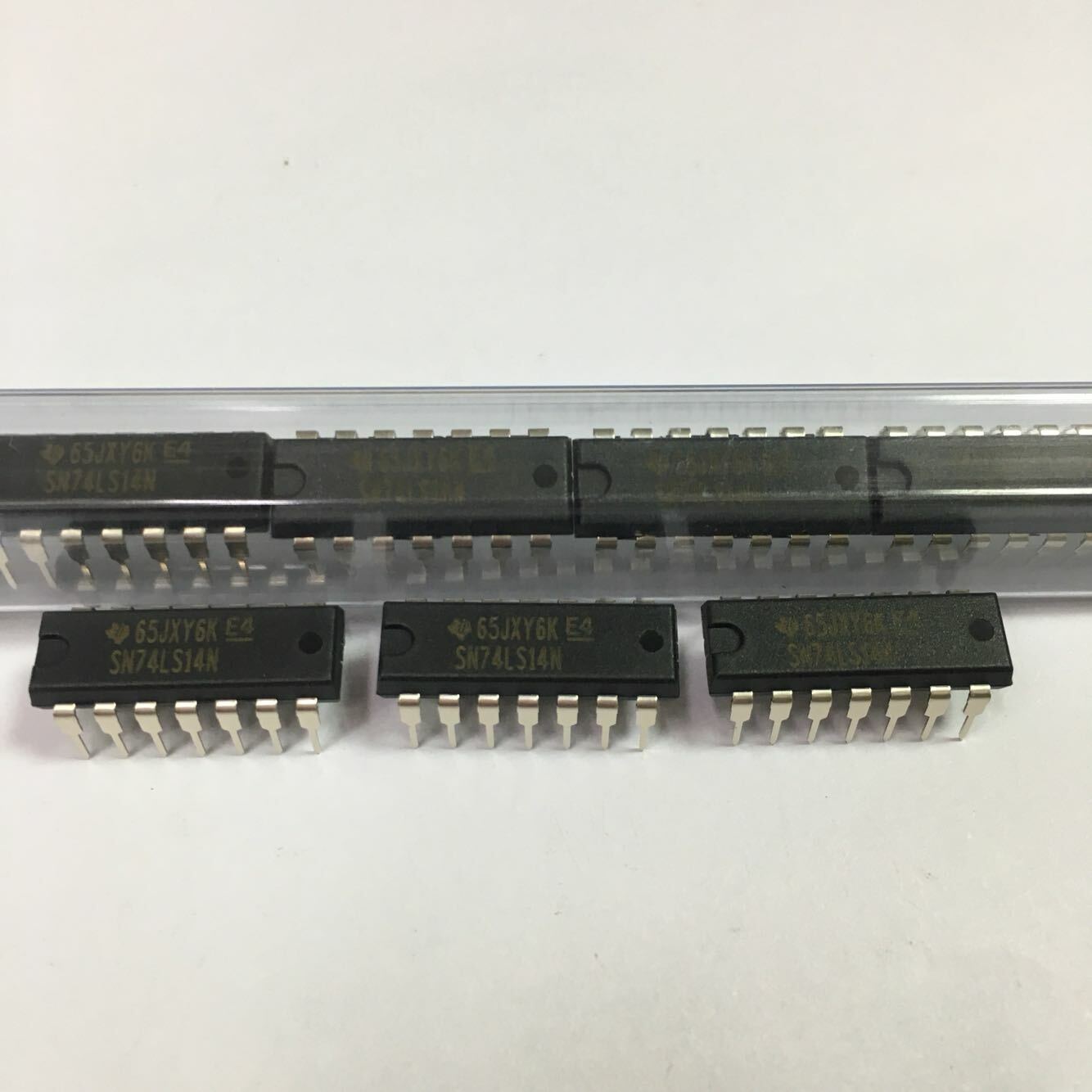 50PCS 74LS14 SN74LS14N HD74LS14P DIP-14 IC | eBay