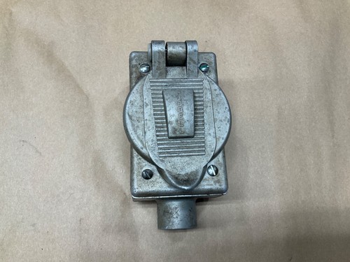 Hubbell Wet Location Hubbellock Receptacle FS-2 Outlet Box FS-1 #40E48 ...