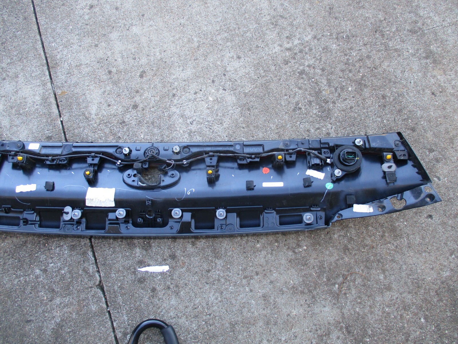 2020 2021 2022 HYUNDAI SONATA REAR LIFTGATE FINISH PANEL OEM 87371 ...