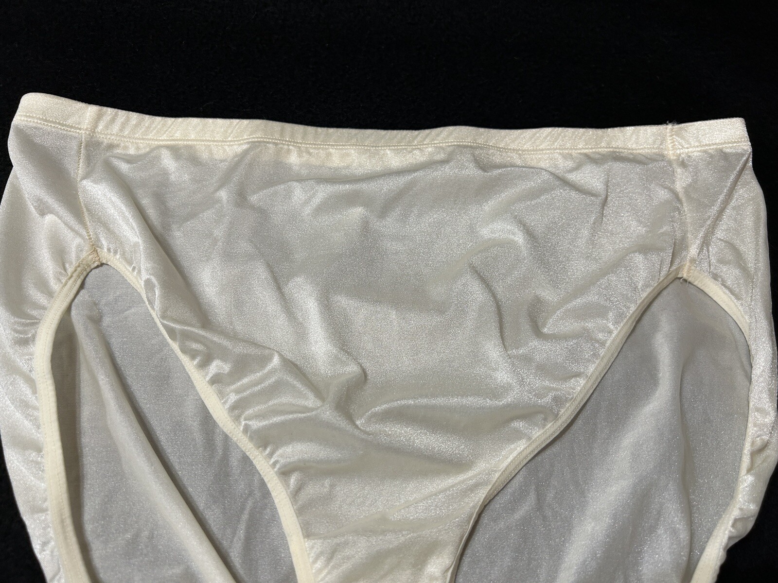 Vtg VANITY FAIR 13194 Comfort Essentials Satin Hi-Cut… - Gem