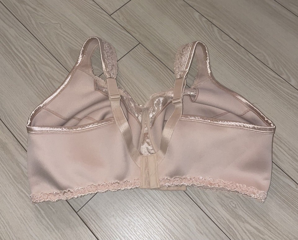 Playtex 18 Hour Comfort Lace Full Figure Wireless Bra 4088 Womens 38C ...