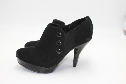 UNLISTED KENNETH COLE REACTION BLACK HEEL DRESS BOOTIE W/BUTTONS SIZE 7 ...